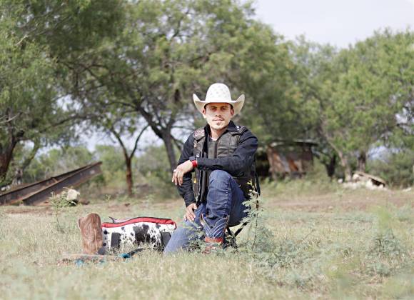 Héctor Cardona, una estrella tricolor en la élite del rodeo internacional